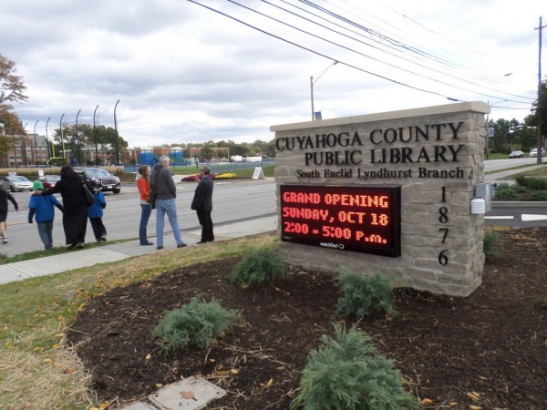 South Euclid-Lyndhurst Library branch opening Sunday draws hundreds