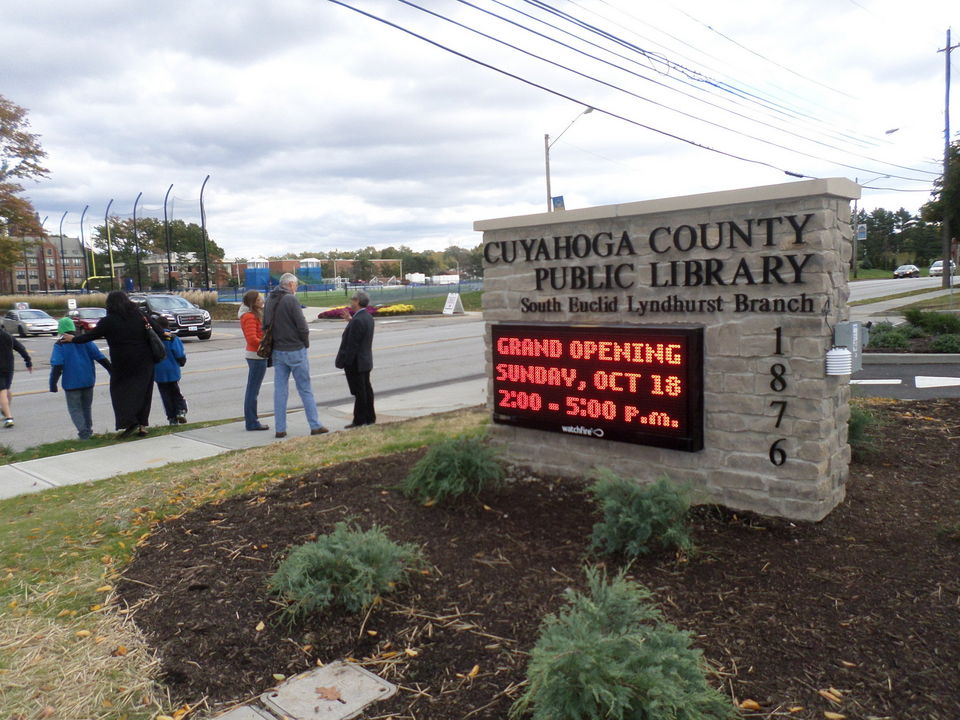 South Euclid-Lyndhurst Library branch opening Sunday draws hundreds